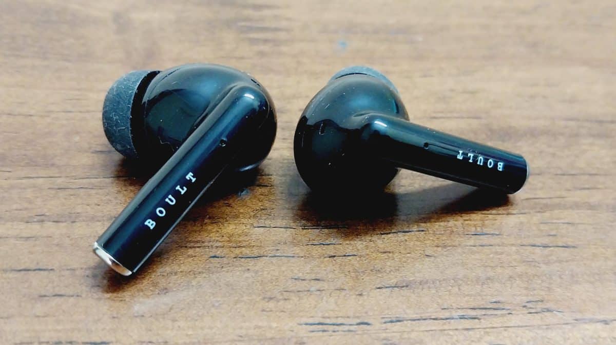 Boult W20 TWS Earbuds Review - A Made-in-India Budget-Friendly Audio ...