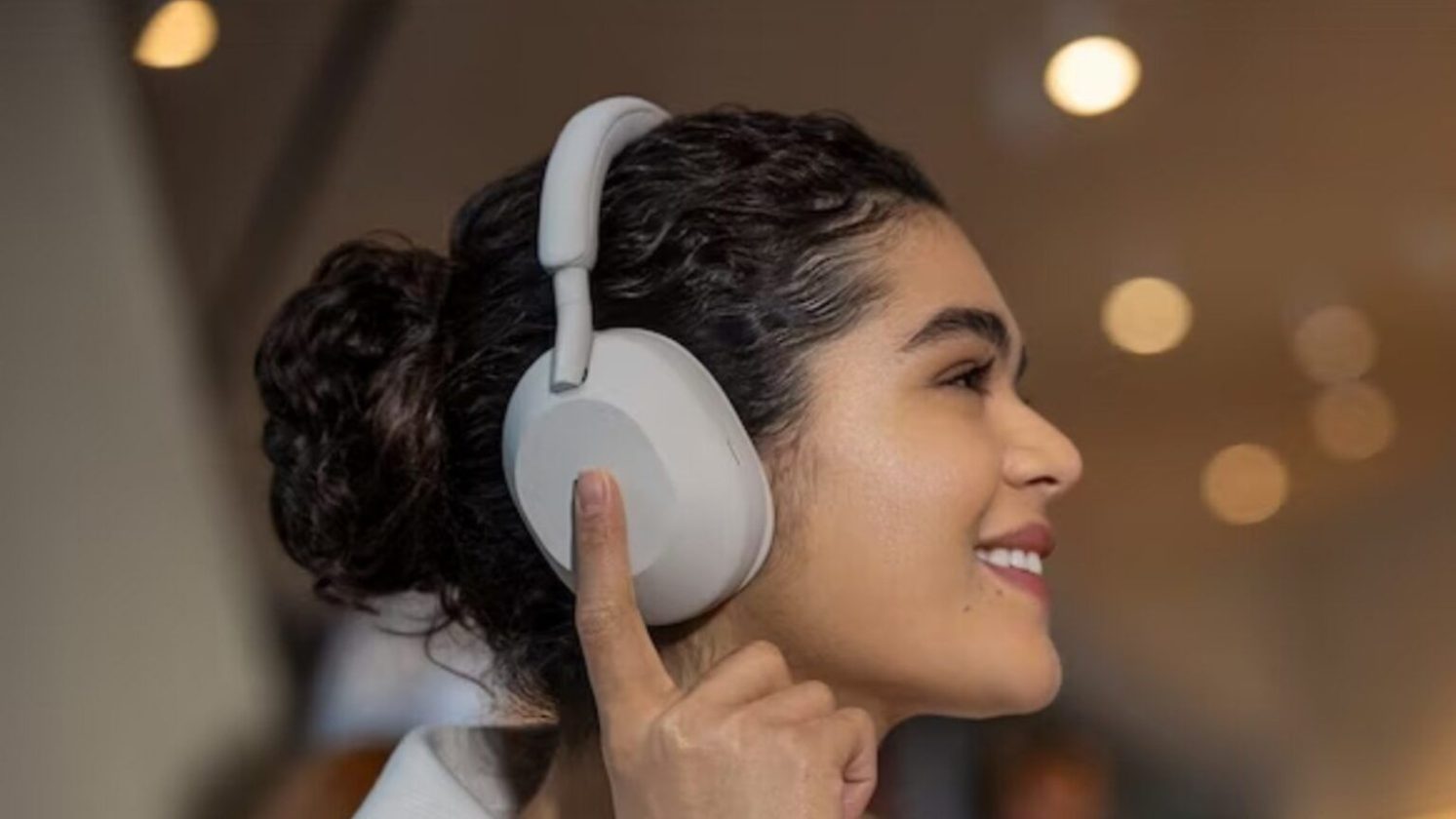 Sony To Soon Unveil WH-ULT900N Headphones with Ultimate Power Sound ...