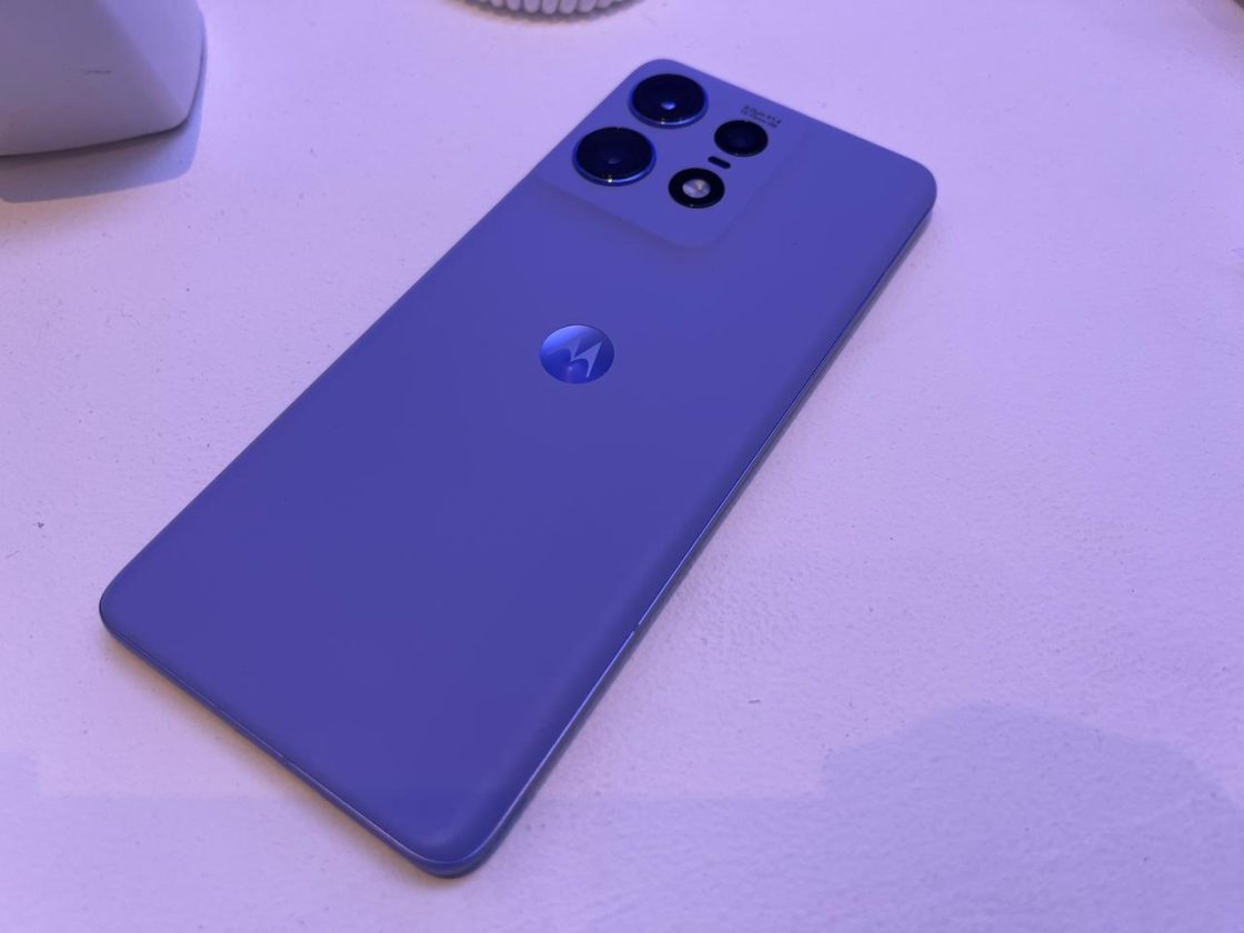 Moto Edge 50 Pro First Impressions: Shines in Early Look With its ...