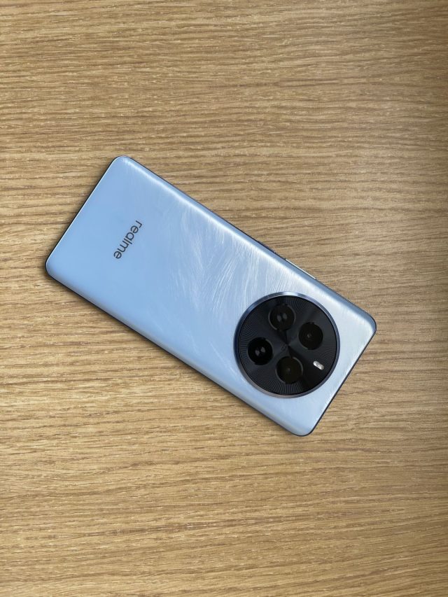 Realme P1 Pro Review: An Affordable Powerhouse with Premium Features ...