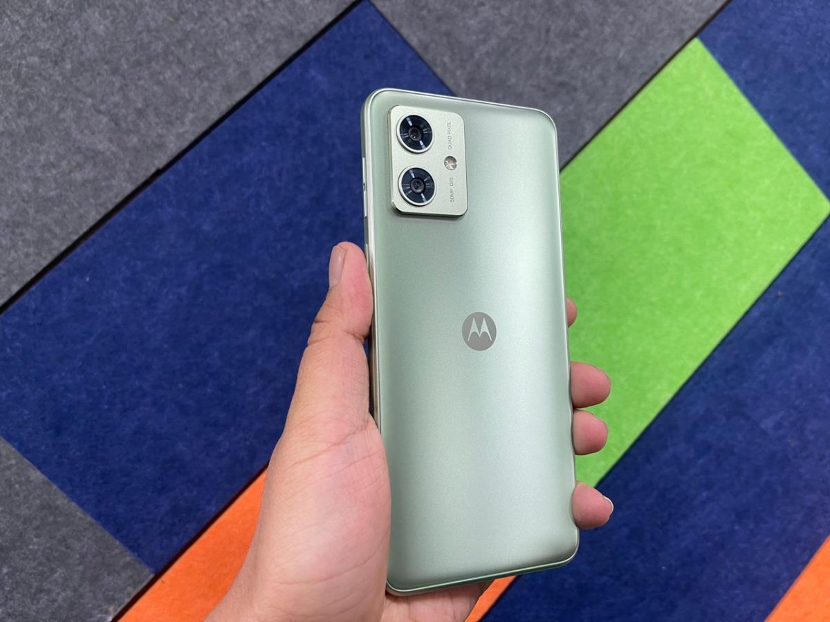 Moto G64 5G First Impressions: Solid Exterior, Plenty of RAM, Promising ...