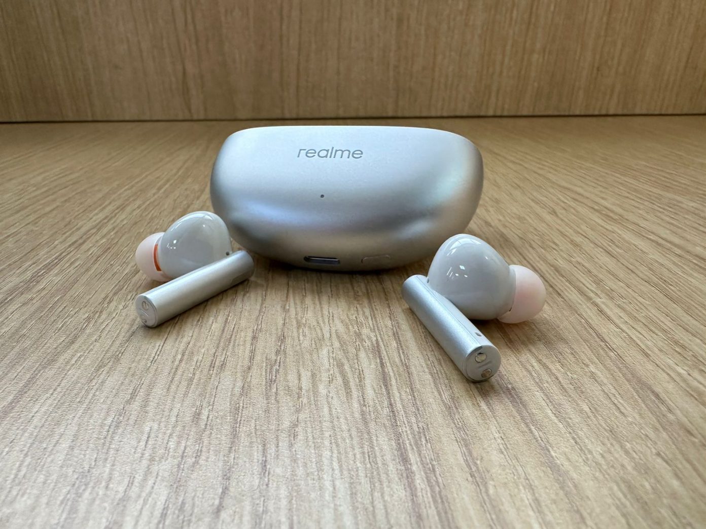 Realme Buds Air6 Review: Affordable Excellence in Wireless Earbuds ~ My ...