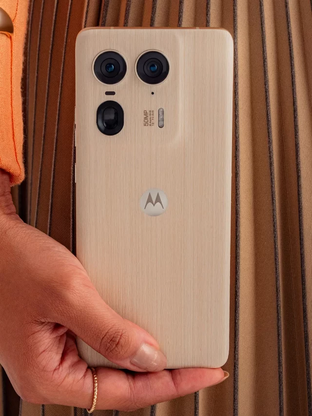 Motorola Set to Launch New Phone with Wooden Back in India Soon ~ My ...