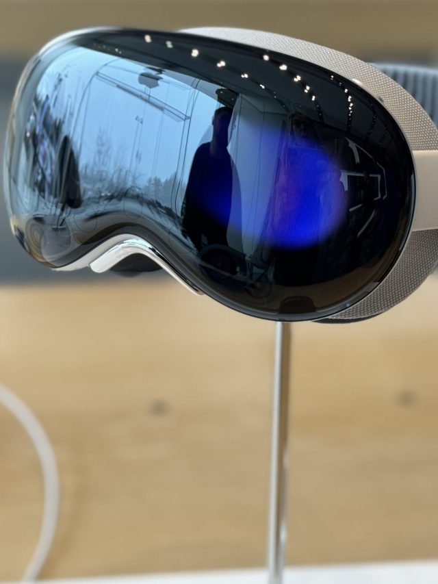 Apple Launches visionOS 2 with Spatial Media as Vision Pro Expands Globally ~ My Mobile India