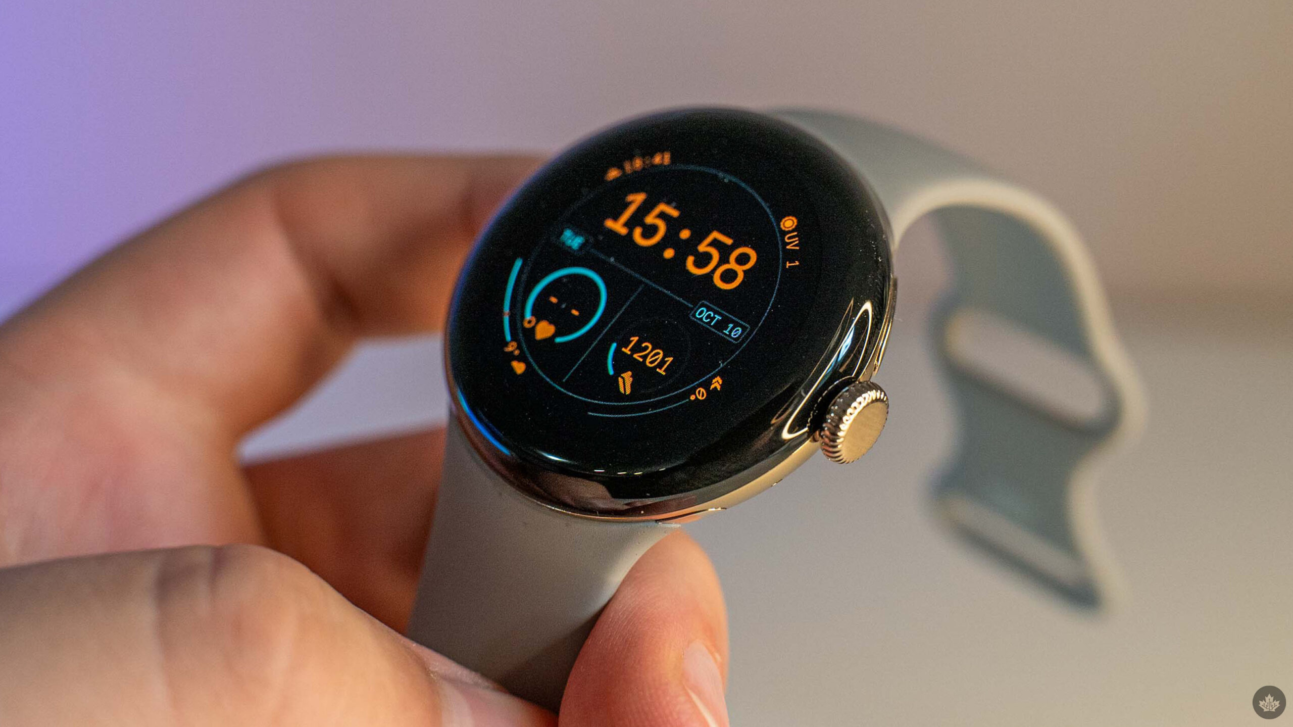 Google Pixel Watch 3 XL Leaked: Bigger Display and Thicker Design ...