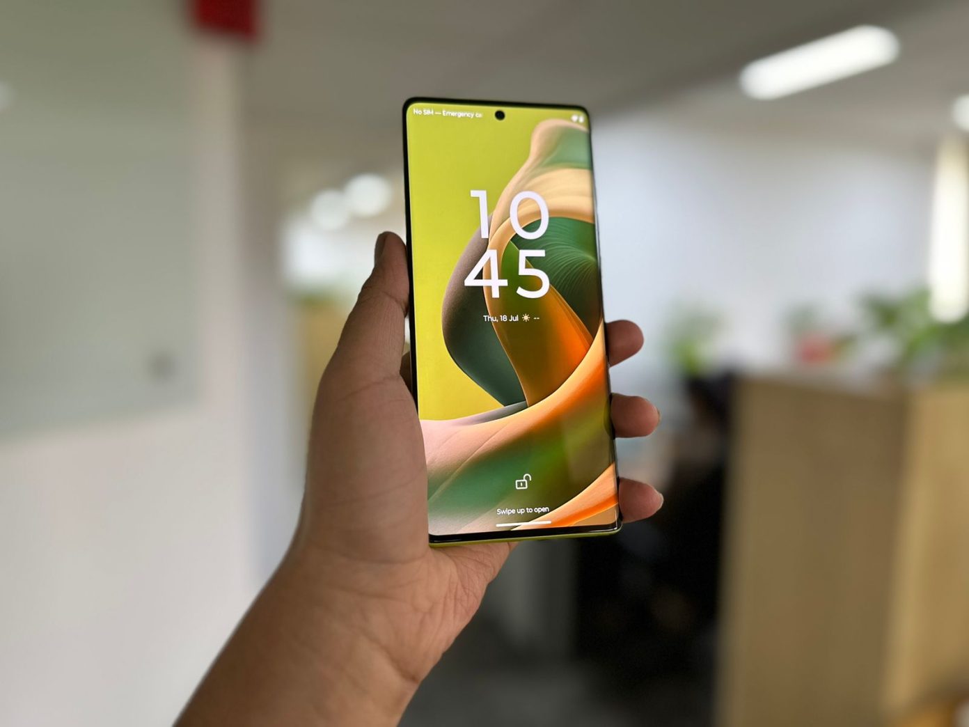 Motorola Moto G85 Review: A Premium Mid-Range Smartphone with Vegan ...
