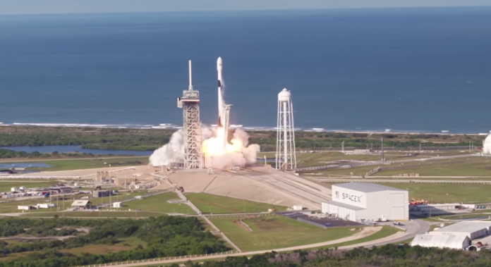 SpaceX Falcon 9 to Launch India’s Heaviest Satellite GSAT-N2, Report ...