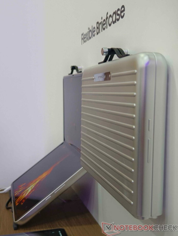 Samsung Showcases Futuristic Displays At MWC 2025 - Foldable Briefcase ...